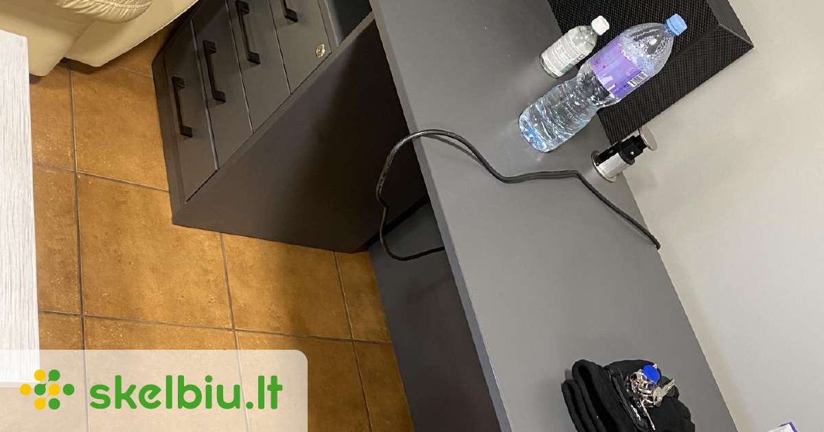 Ofiso darbinis stalas - Skelbiu.lt