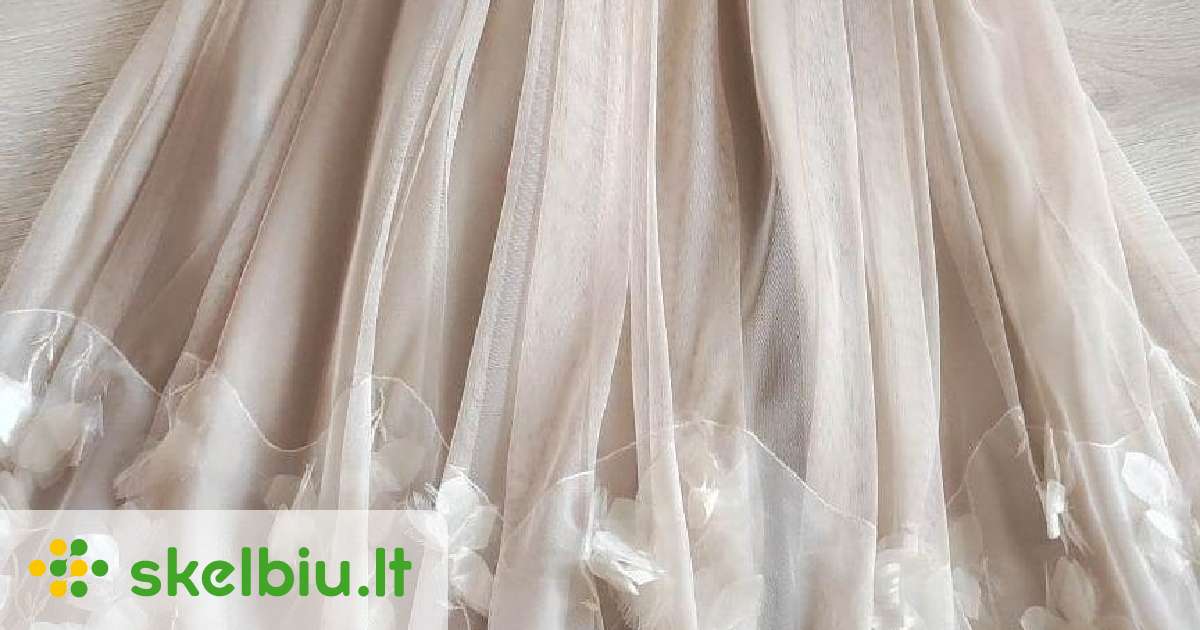 Labai graži vestuvinė ar proginė suknelė. 36dydis. - Skelbiu.lt