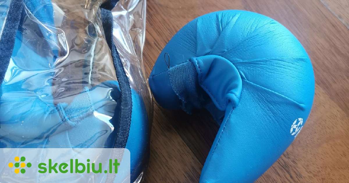 Karate pirštinės ir du diržai - Skelbiu.lt
