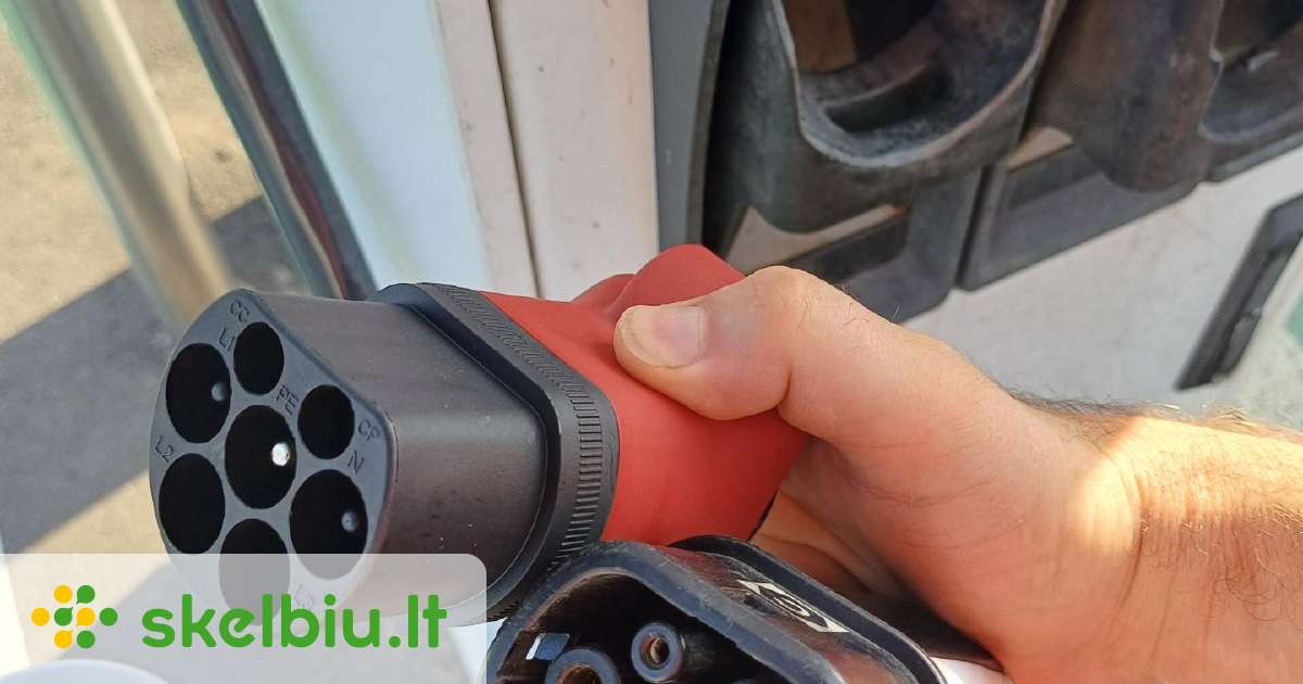 Adapteris iš type2 į paprastą rozetę - Skelbiu.lt