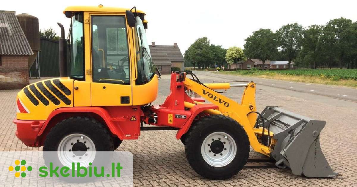 Frontalinis krautuvas 2010m. Volvol30b 3557m/h - Skelbiu.lt