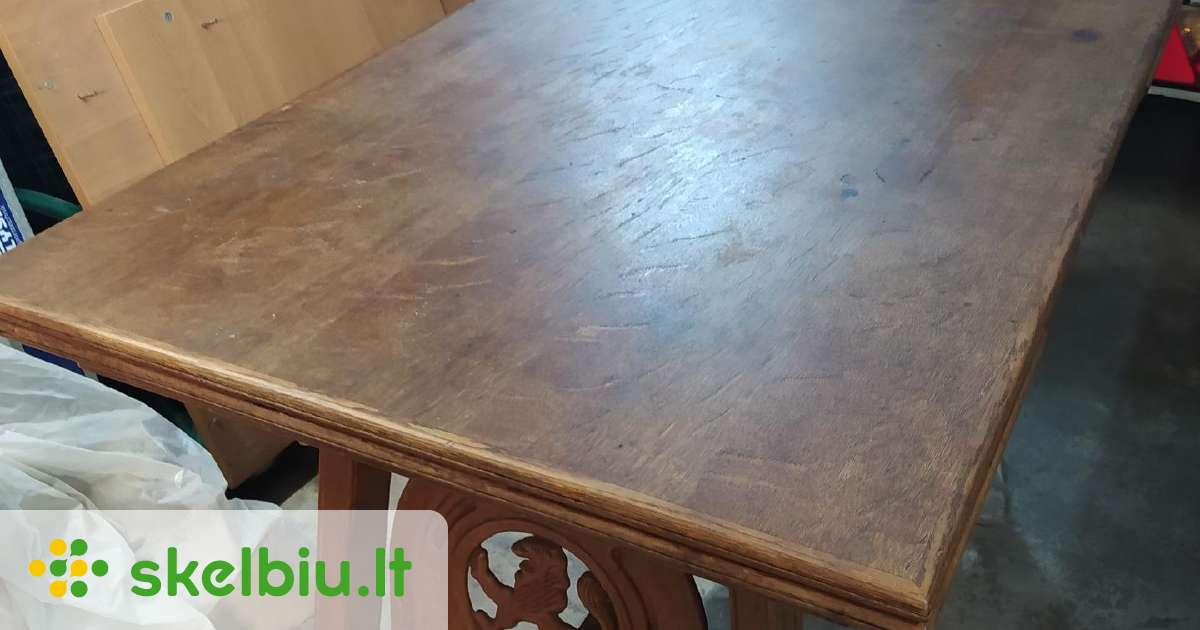 Azuolinis pietu stalas ir komoda - Skelbiu.lt