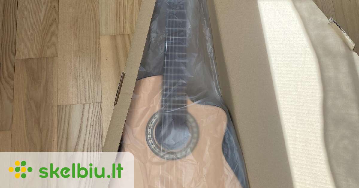 Parduodama nauja gitara su dėklu - Skelbiu.lt
