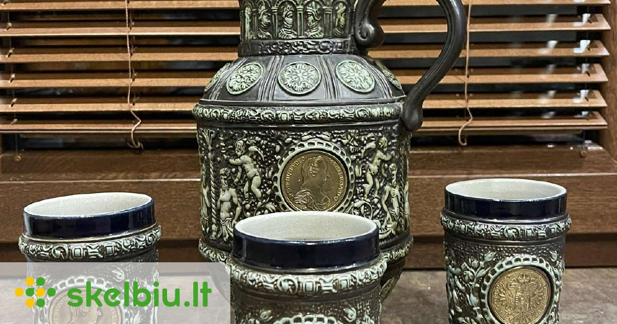 Vintažinis rankų darbo ąsotis su alaus puodeliais - Skelbiu.lt