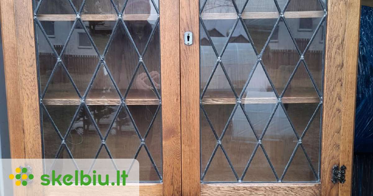 Azuolo masyvo indauja(bufetas) - Skelbiu.lt