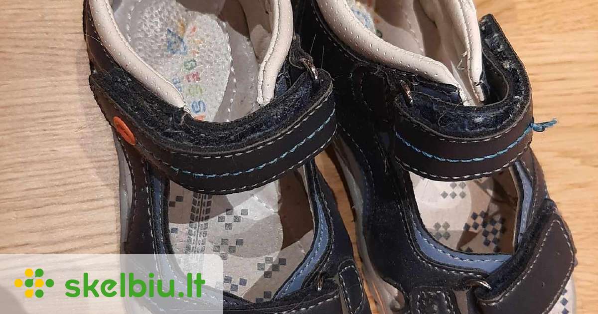 Parduodu dėvėtus berniuko batelius - Skelbiu.lt