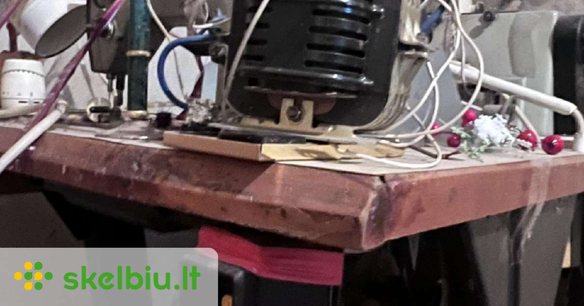 Rusiška pramoninė siuvimo mašina su stalu M 1022 - Skelbiu.lt