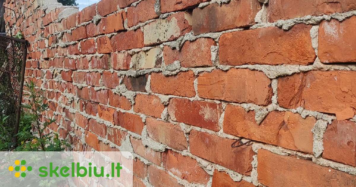 Parduodu senas molines plytas. +-1000 vnt. Kaina s - Skelbiu.lt