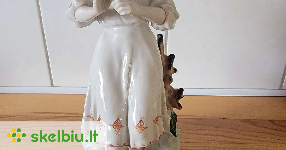Tarybinių laikų porcelianinė statulėlė - Skelbiu.lt