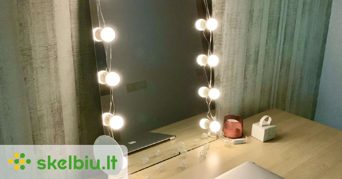 Makiažo veidrodis su LED lemputėm - Skelbiu.lt