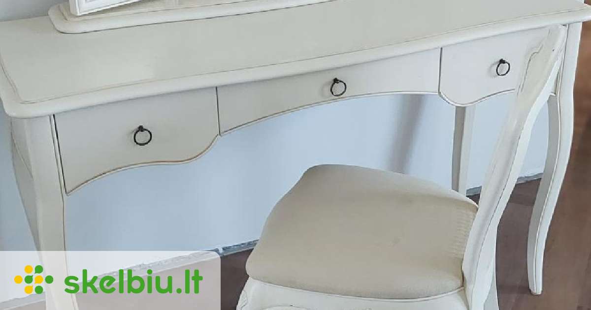 Klasikinis Jonh Lewis grozio staliukas su kede - Skelbiu.lt