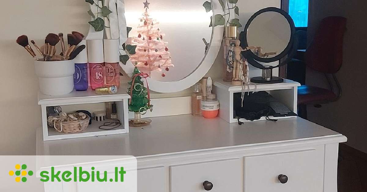 Makiažo staliukas - Skelbiu.lt