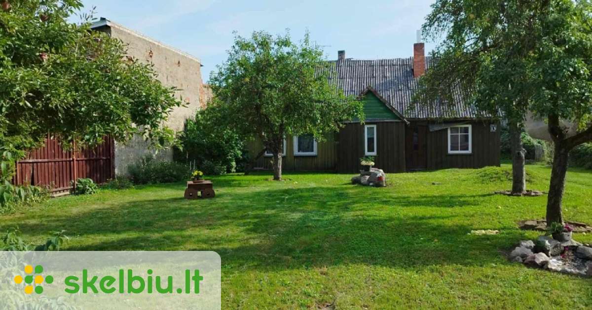 Šilutės mieste parduodama namo dalis su žeme . - Skelbiu.lt