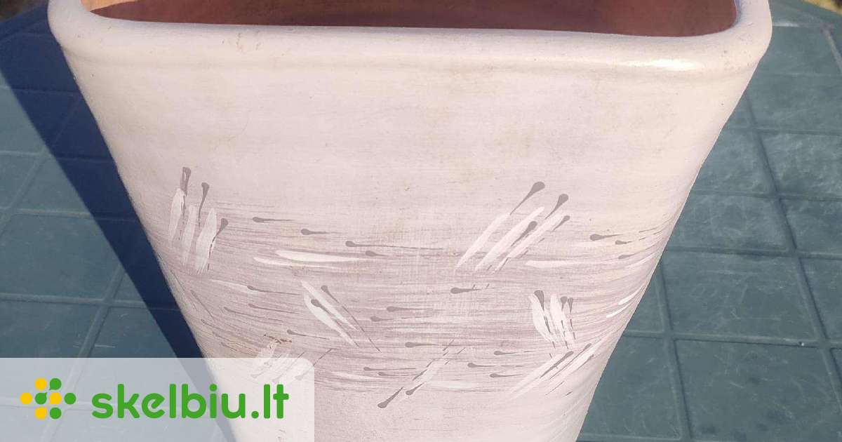 Molinis vazonas .Aukštis 26.5cm, plotis 22.5cm - Skelbiu.lt