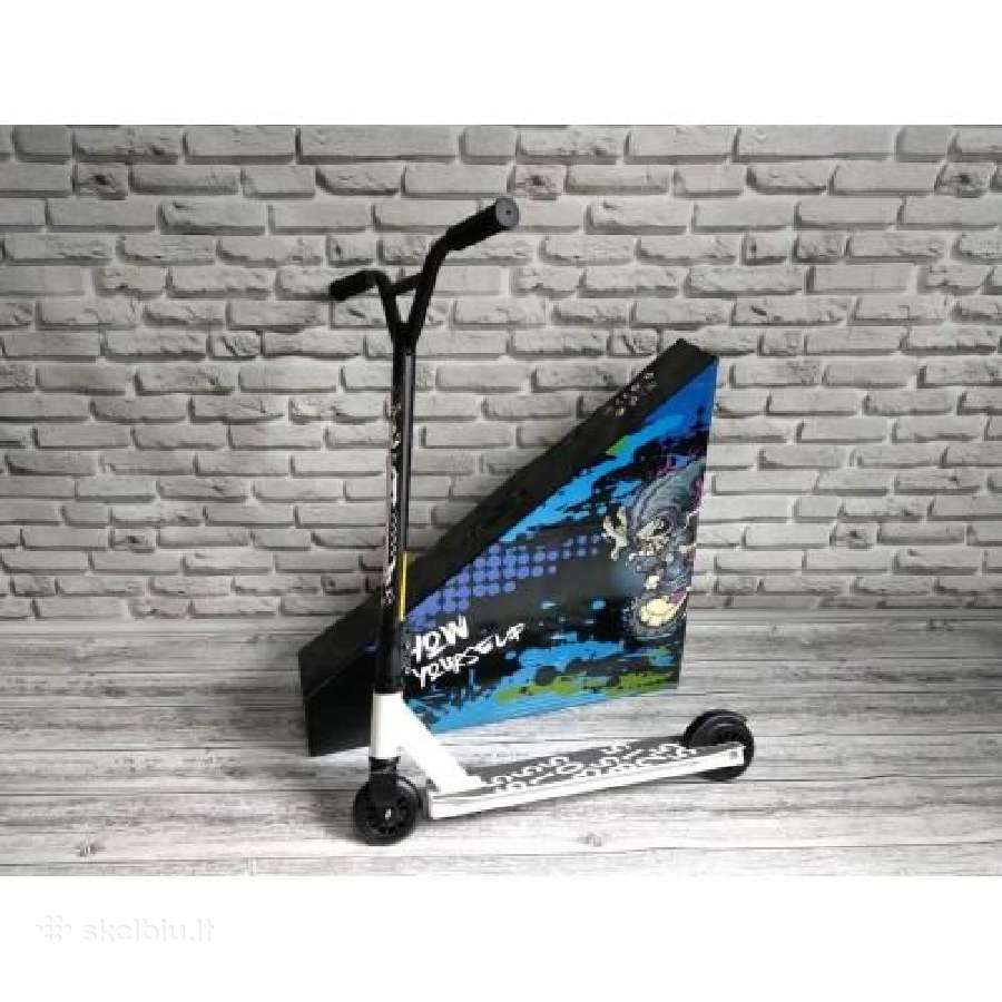 Triukinis paspirtukas | A25507705