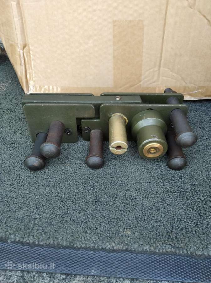 Spyna garažo. - Skelbiu.lt