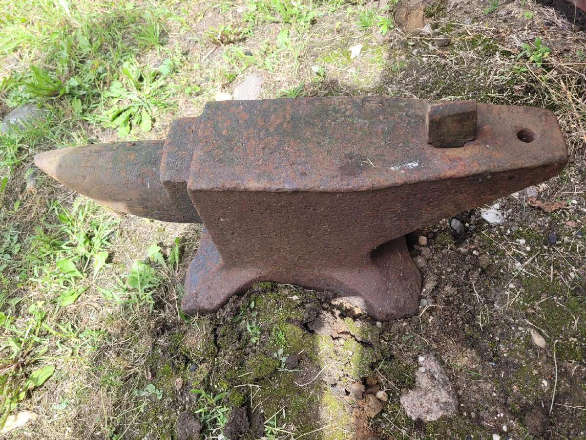 Priekalas - Skelbiu.lt