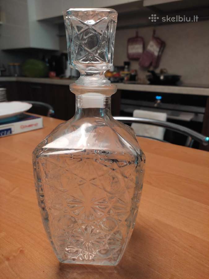 Krištolinis grafinas - Skelbiu.lt