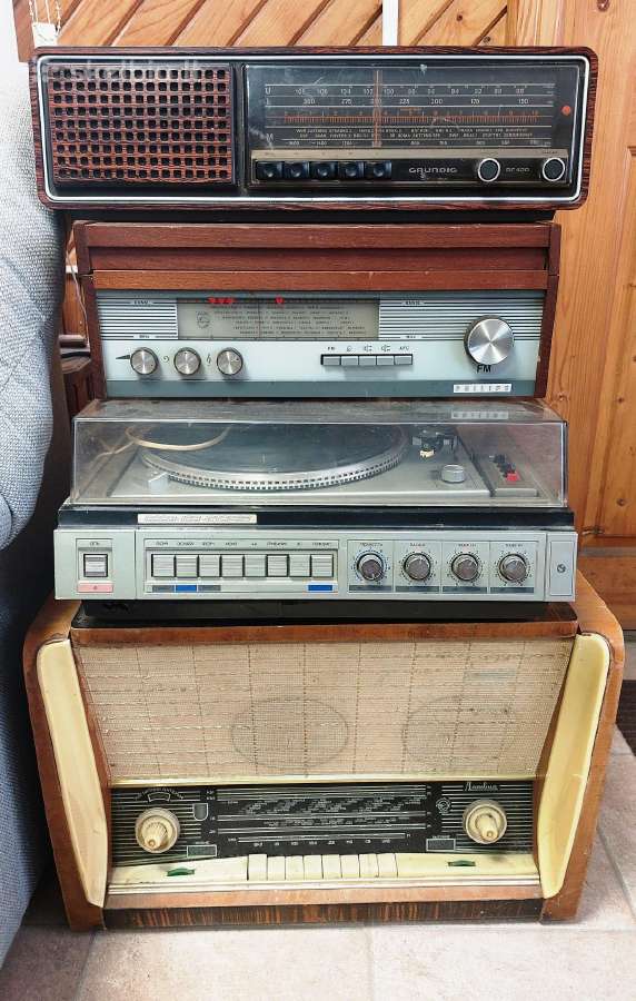 Senovinės radijos - patefonai - Skelbiu.lt