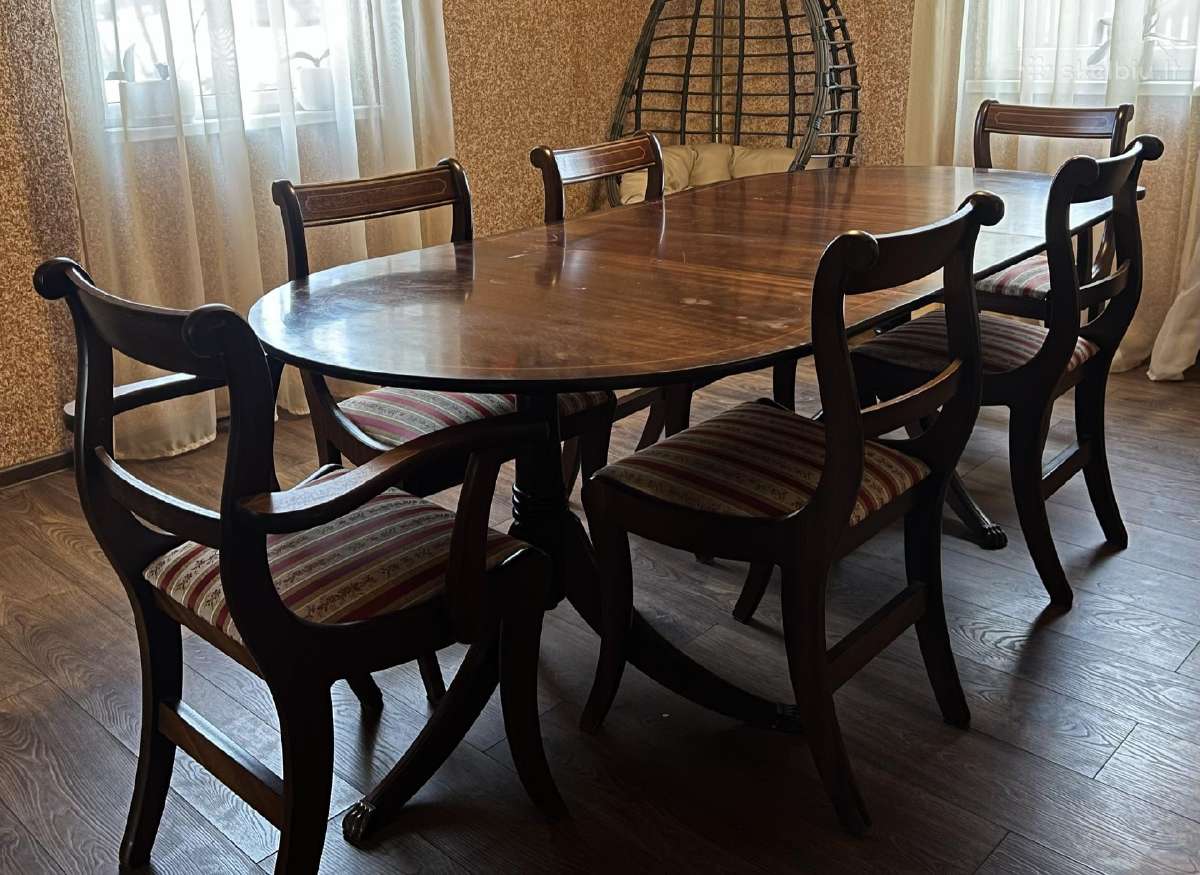 Valgomasis stalas - Skelbiu.lt