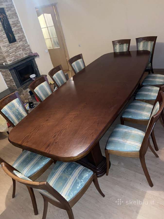 Azuolinis valgomojo stalas - Skelbiu.lt