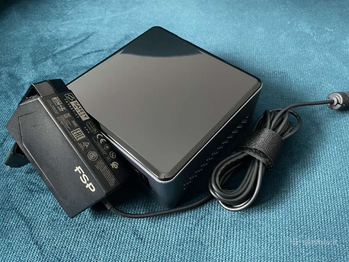 Intel Nuc Nuc6cayh, 8gb RAM, SSD 120gb - Skelbiu.lt