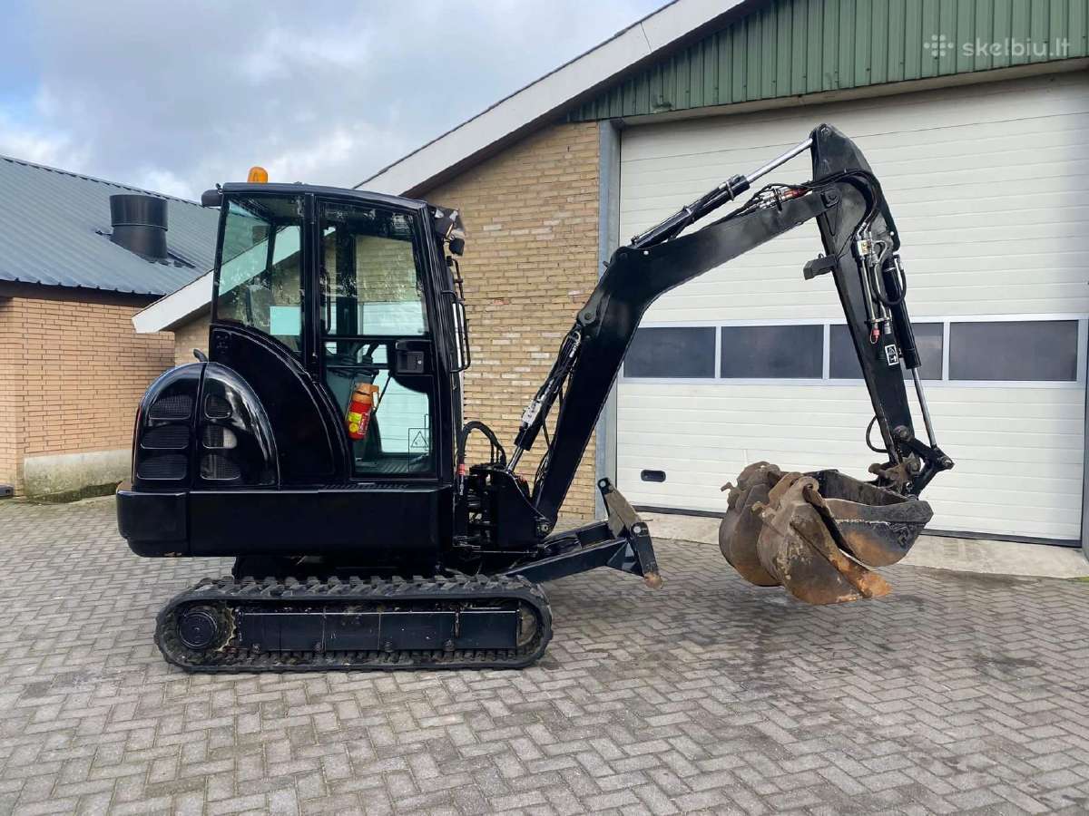 Bobcat ir Mini ekskavatoriaus 3.5t nuoma su oper. - Skelbiu.lt