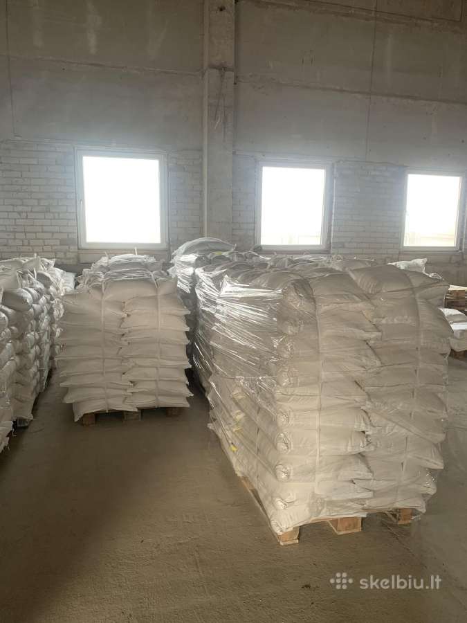 Parduodami kvietiniai miltai bei sėlenos - Skelbiu.lt