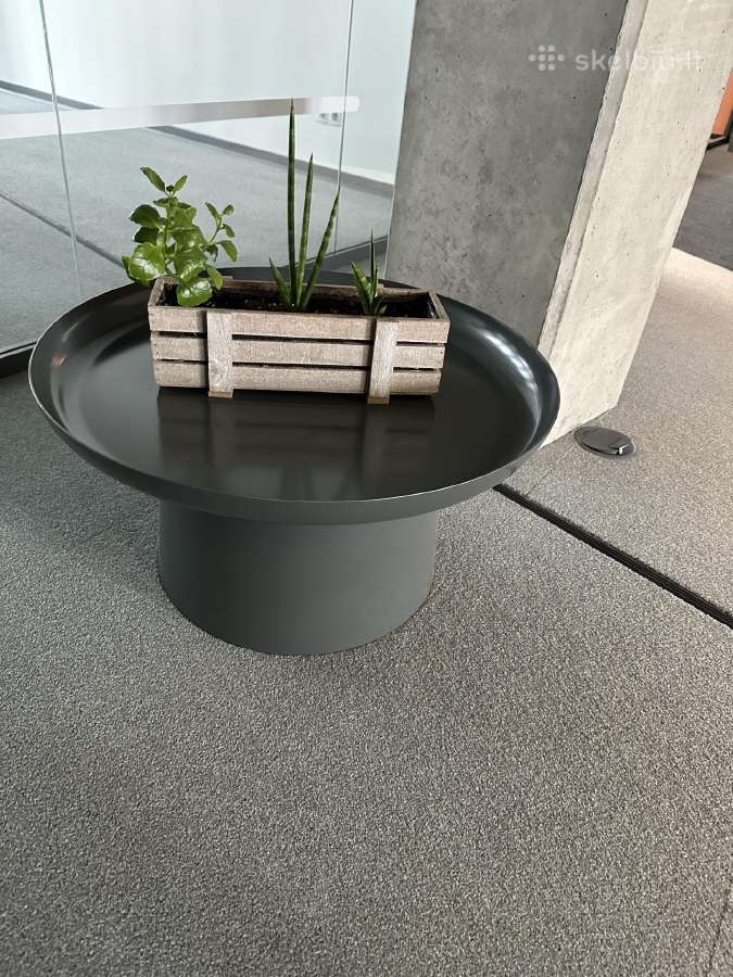 Dažyti metaliniai stalai - Skelbiu.lt