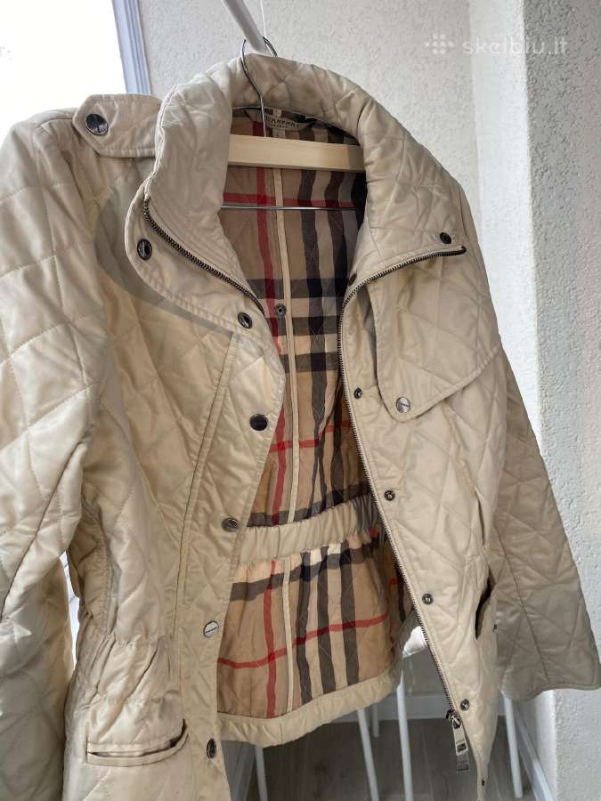 Moteriška striukė/vėjo striukė Burberry - Skelbiu.lt