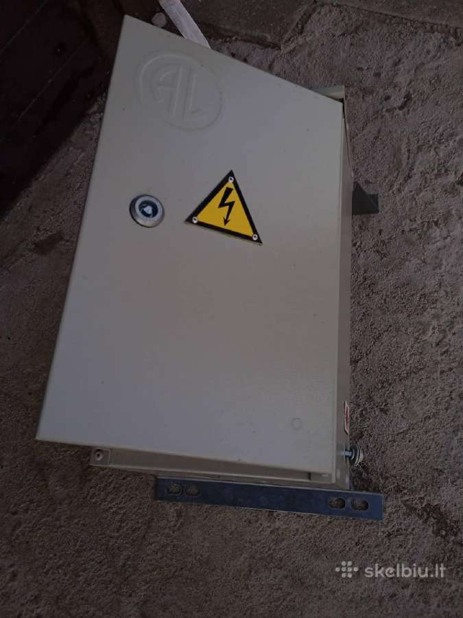 Parduodu elektros metalinę dėžę - Skelbiu.lt