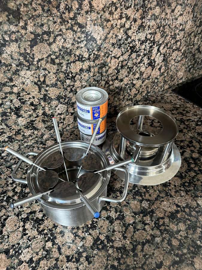 Fondiu rinkinys - Skelbiu.lt