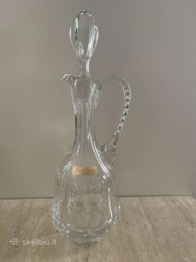 Krištolinis grafinas su krištoliniu kamšteliu - Skelbiu.lt