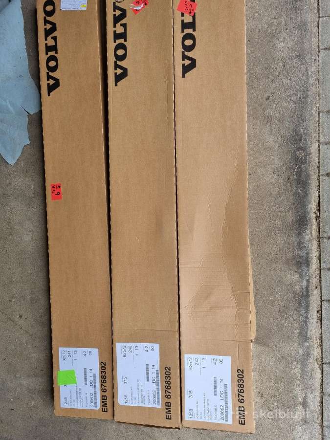 Volvo orginalūs stogo dviračių laikikliai - Skelbiu.lt