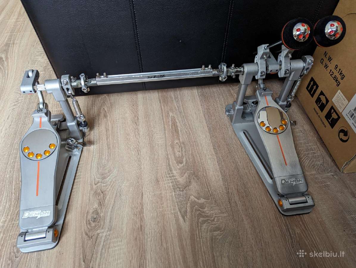 Dvigubas pedalas Pearl Demon Drive - Skelbiu.lt