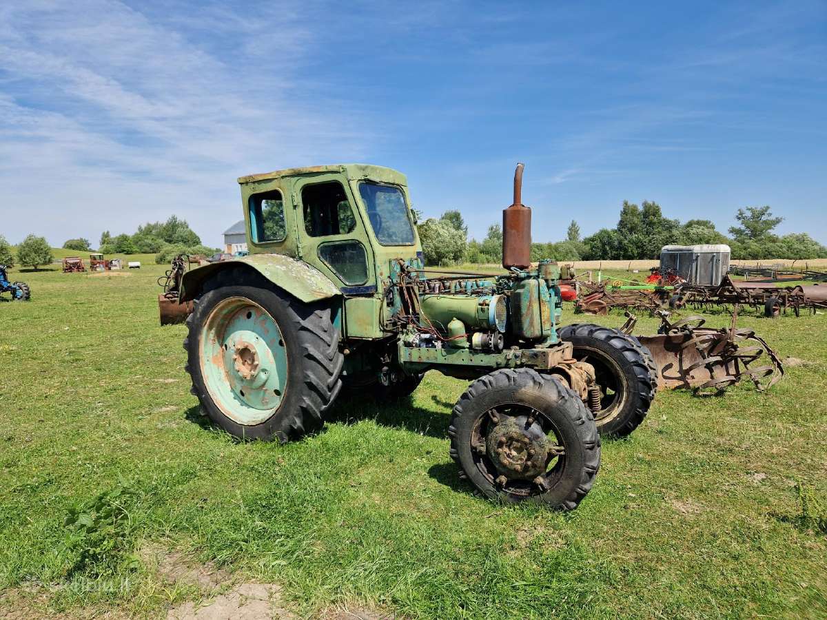 Parduodu T40 Am traktorių - Skelbiu.lt