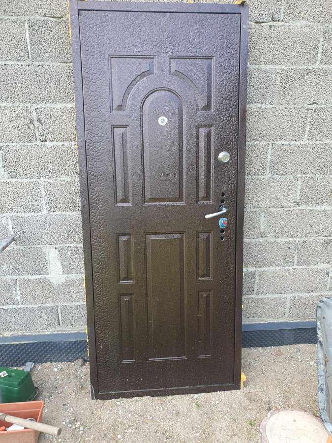 Naudotos lauko durys - Skelbiu.lt