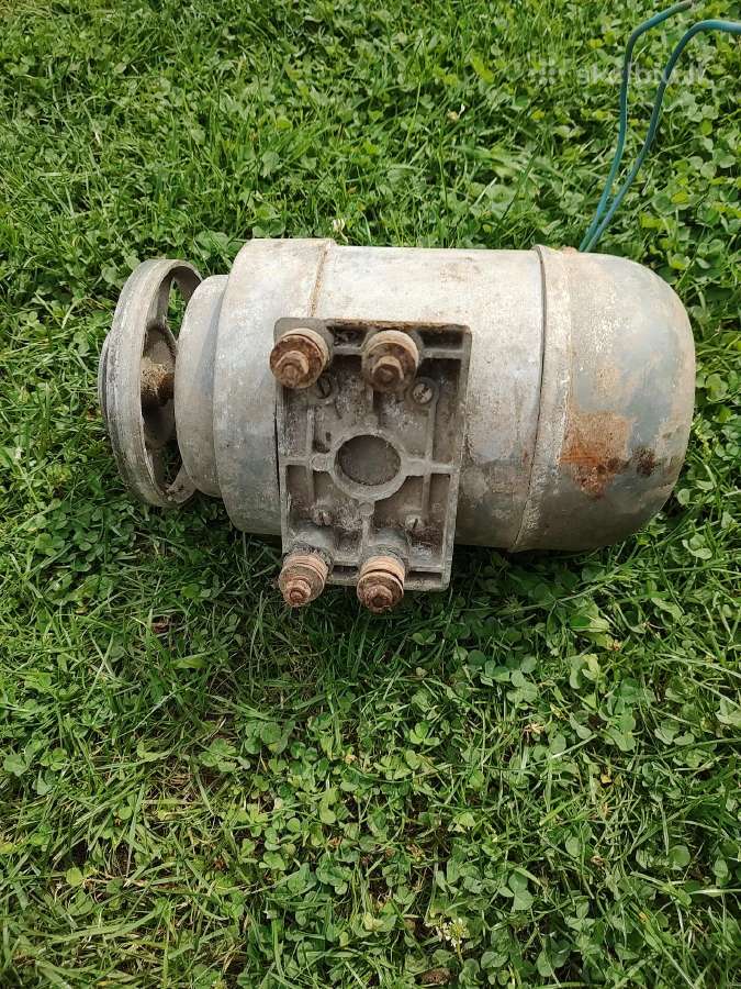 Elektros variklis, 220 V, 1420 aps/min, 180w - Skelbiu.lt