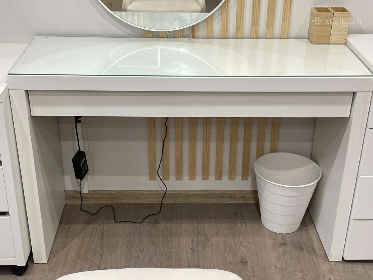 Ikea makiažo stalai - Skelbiu.lt