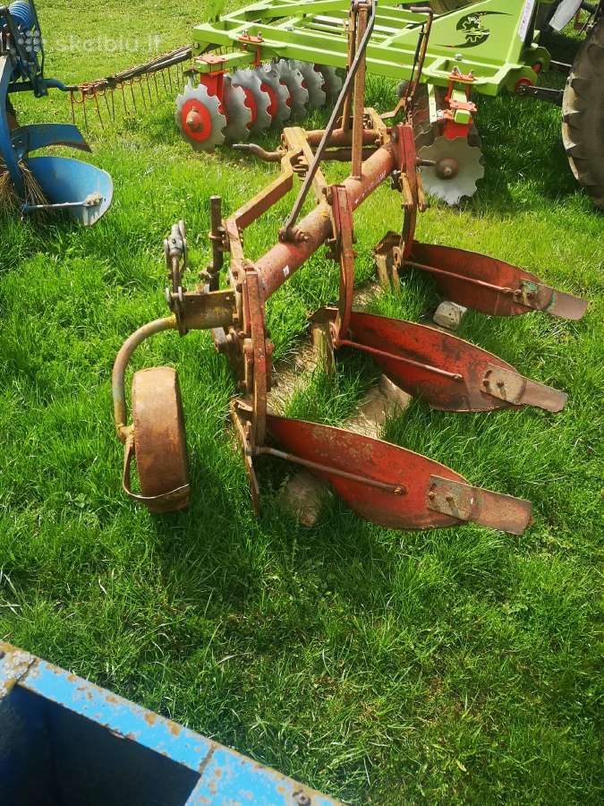 Parduodu pluga - Skelbiu.lt