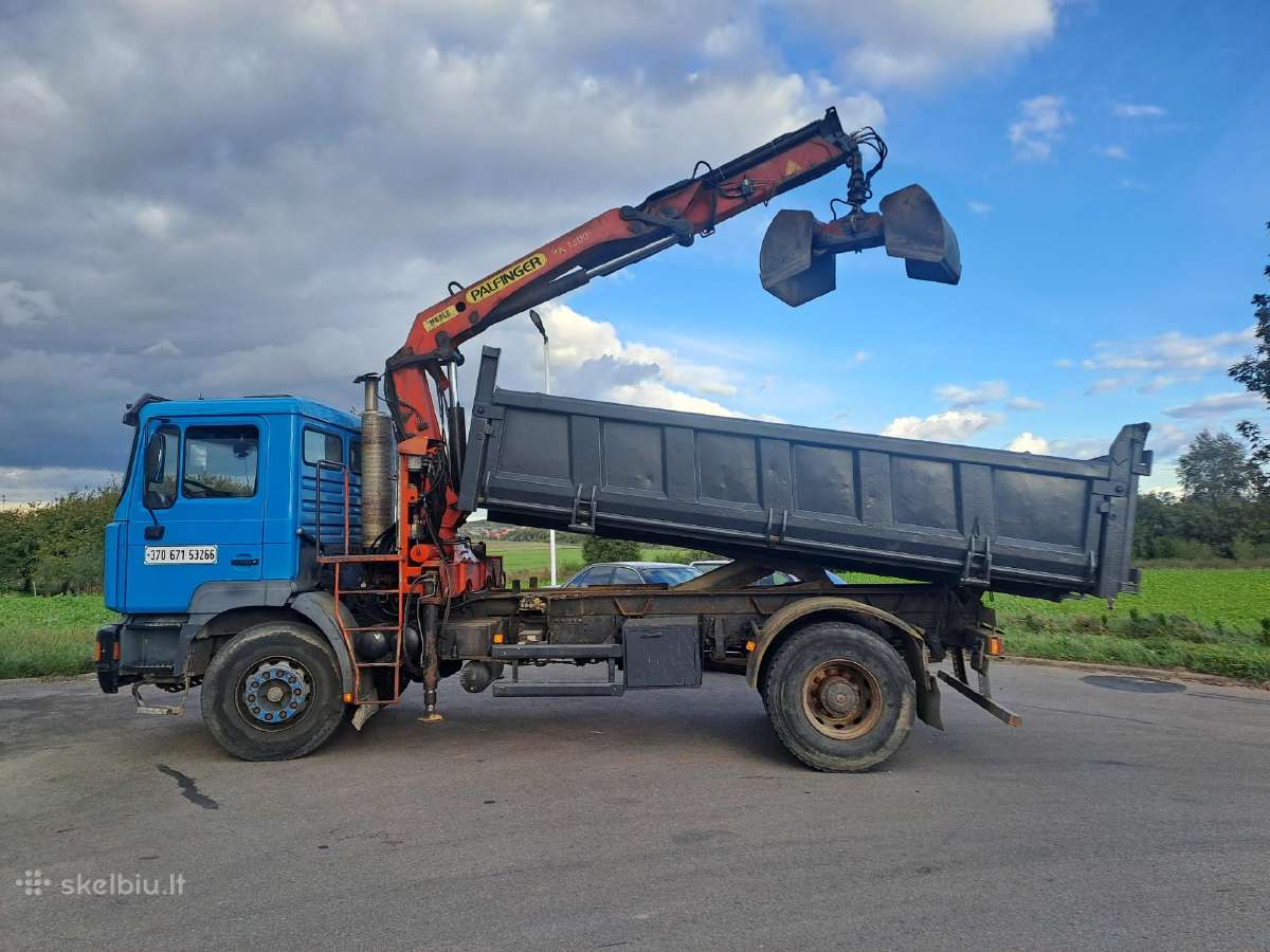 Sunkvezimis-savivartis su greiferiniu kausu - Skelbiu.lt