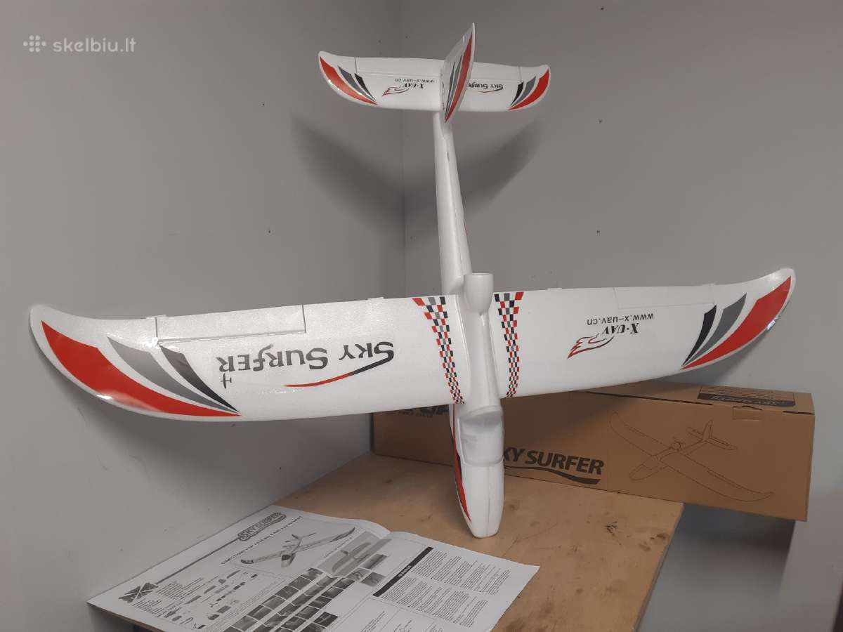 Nauji RC lėktuvai Sky Surfer 1400mm - Skelbiu.lt