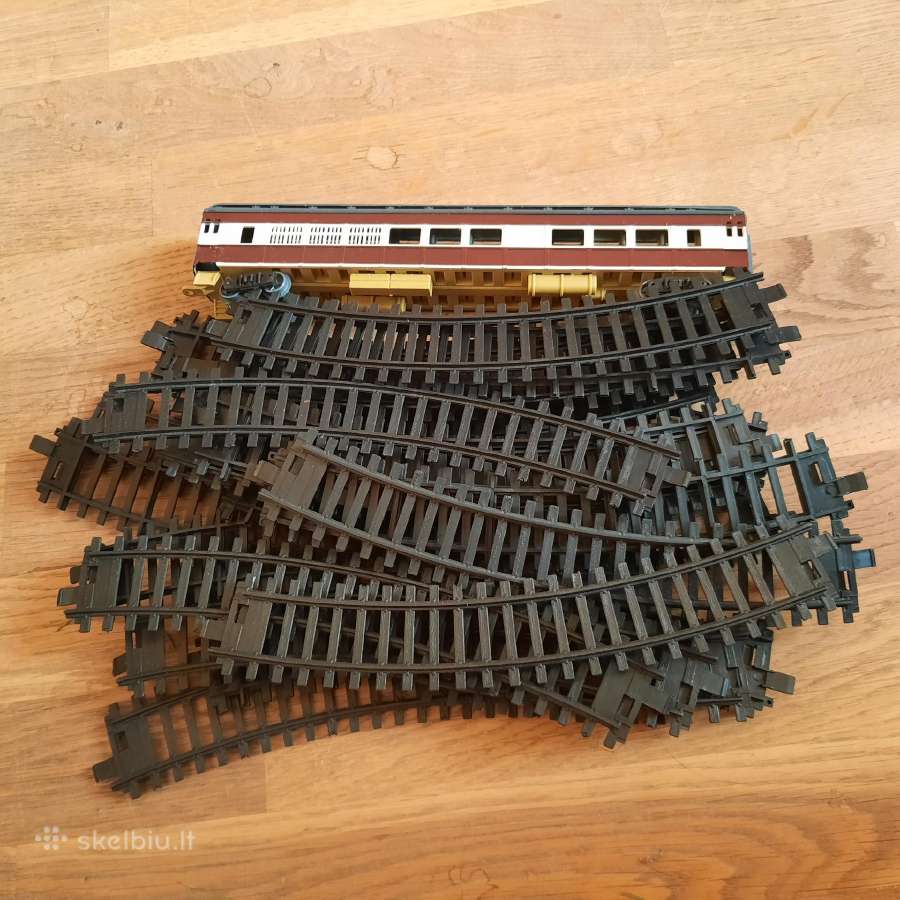 Bėgiai ir vagonas, garvežio nėra 1 - Skelbiu.lt