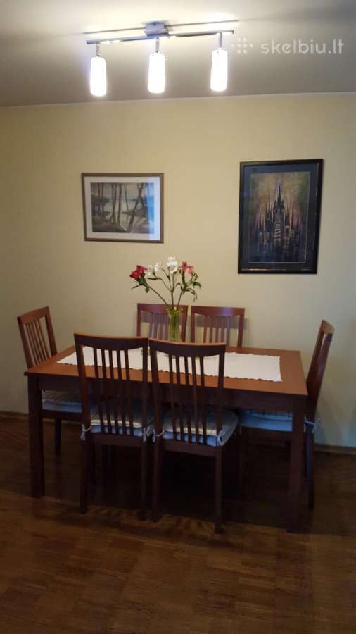 Valgomasis stalas su kėdėmis - Skelbiu.lt