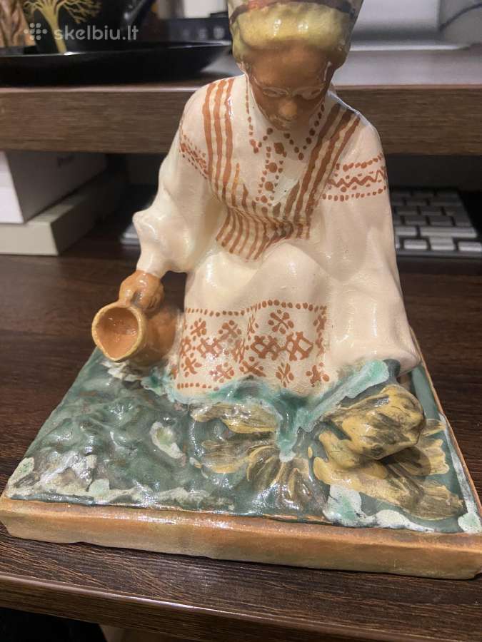 Kauno Dailes Statulele Skelbiult