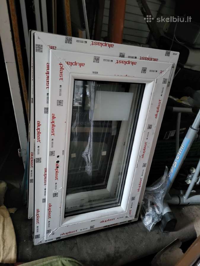 Langas plastikinis - Skelbiu.lt