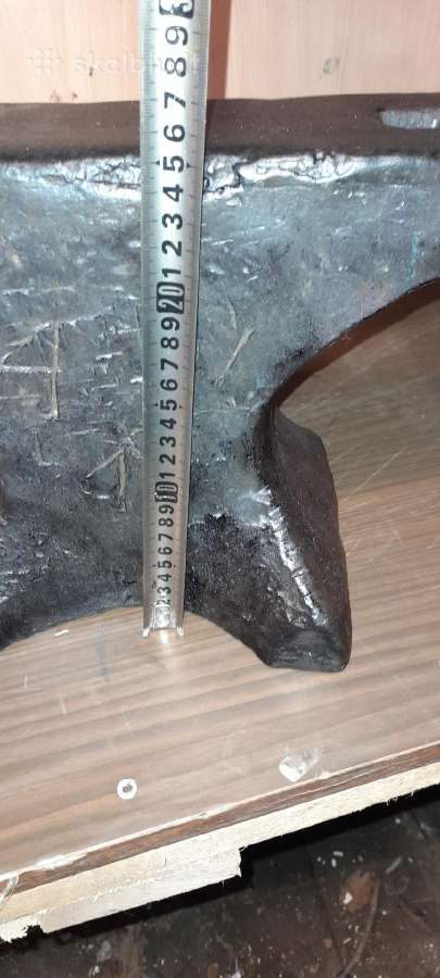 Parduodu priekalas 220e.spaustuvas 120e. - Skelbiu.lt