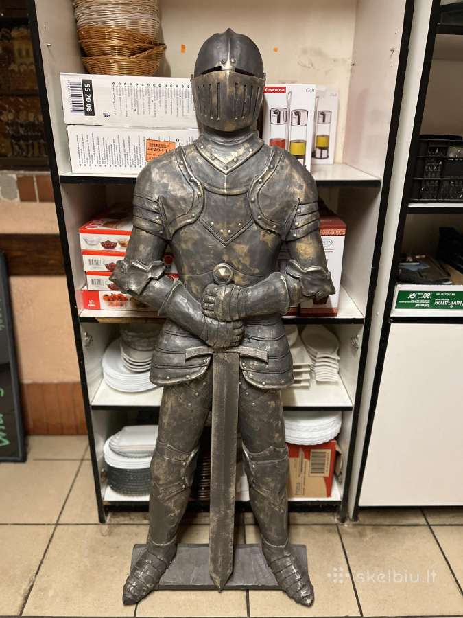 Wooden knight sculpture hand crafted - Skelbiu.lt