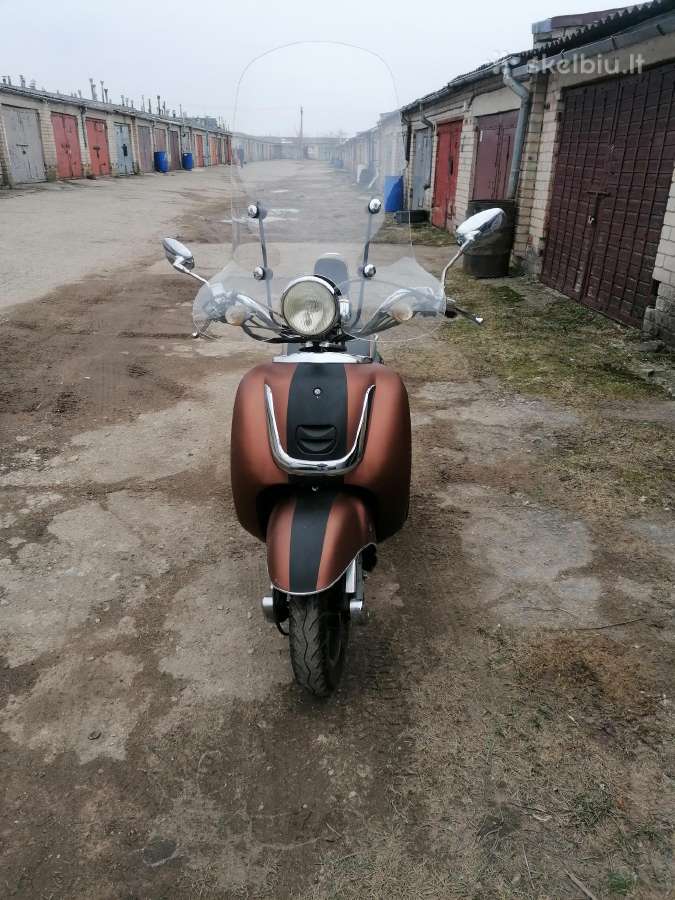 Parduodamas motoroleris - Skelbiu.lt