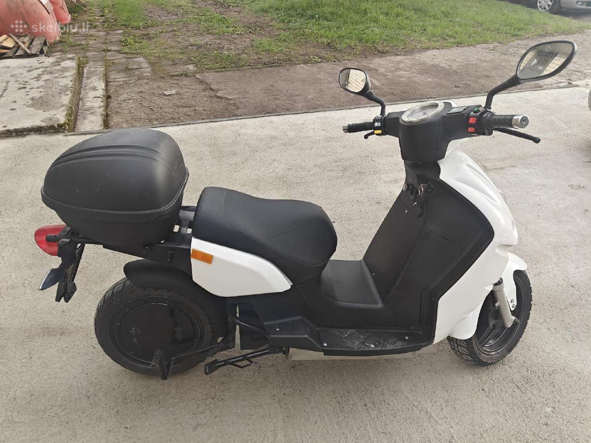 Elektrinis motoroleris - Skelbiu.lt